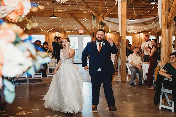 Courtney & Dylan - Bean Acres Barn Wedding Venue